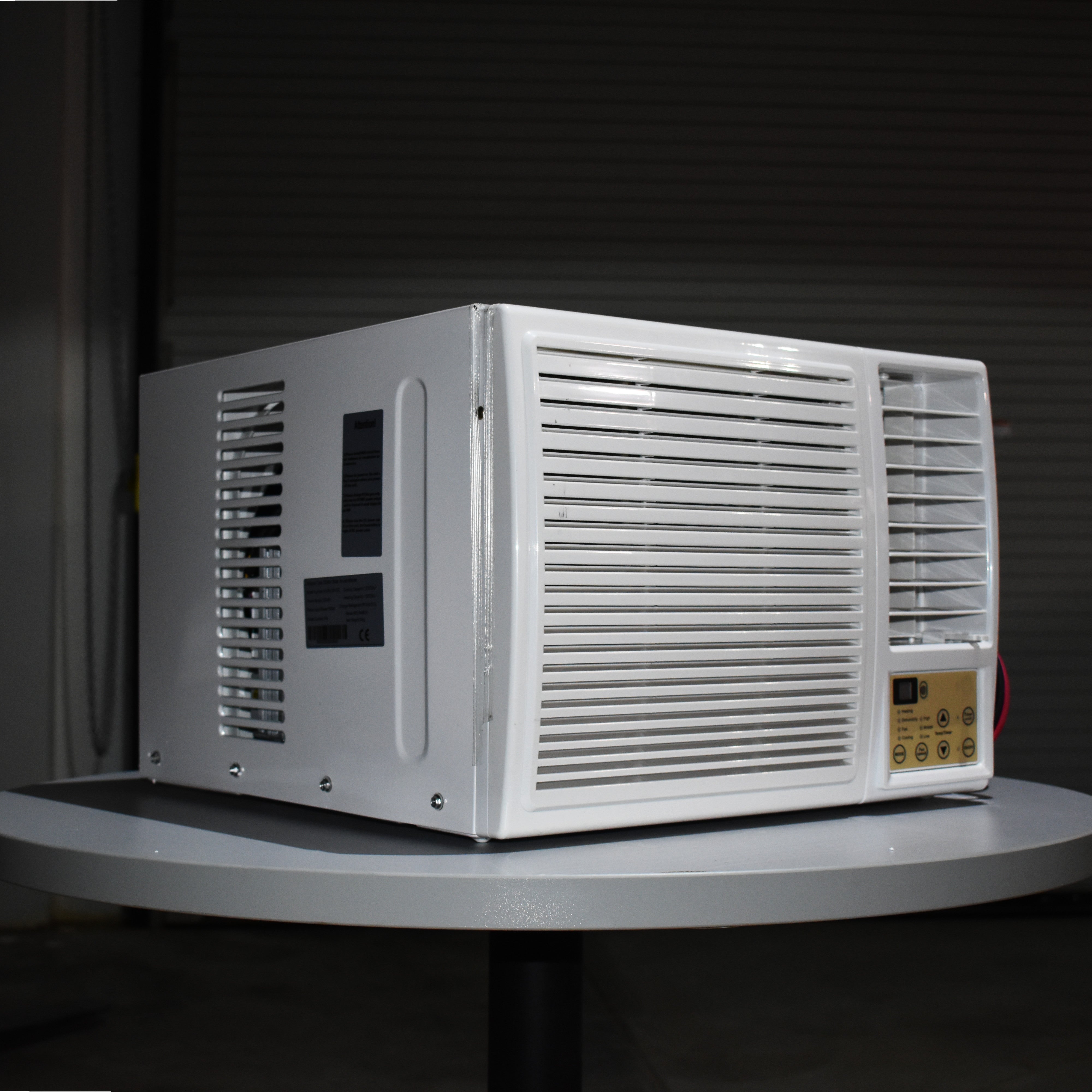 24V DC Window Air Conditioner & Heater runs directly off battery – Full ...